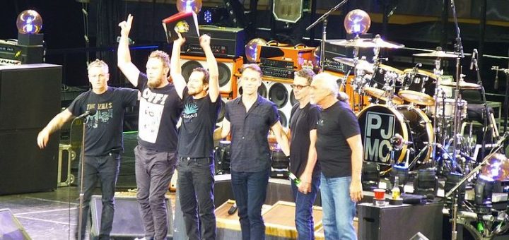 Pearl Jam's "Black" Lyrics Meaning - Song Meanings and Facts