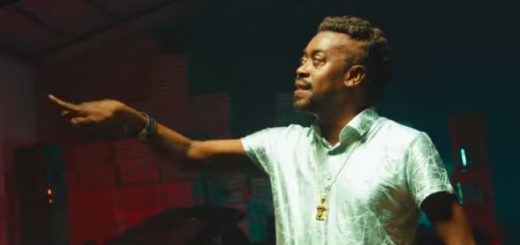 Meaning of "Who Am I? (Sim Simma)" by Beenie Man - Song Meanings and Facts