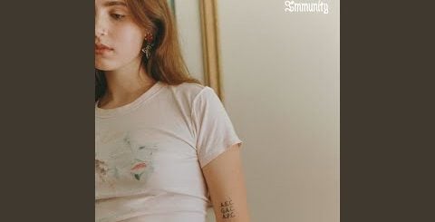 Pretty Girl by Clairo Lyrics Meaning – Dissecting Identity and ...