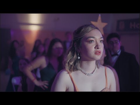 prom dress by mxmtoon Lyrics Meaning - Unraveling the Layers of ...